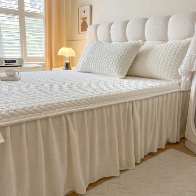 China Eenpersoonsbed Koralen fluweel beddek met kantenvulling Antistatisch katoenen flanel-bedrok Te koop