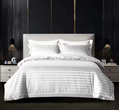 Cina Set multifunzionale di biancheria da letto a strisce in satinato al 100% in poliestere per la casa o l'hotel in vendita