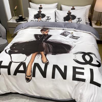 Cina Grado A Sanding 100% poliestere stampato in 3D King Size Set di biancheria da letto di lusso in vendita