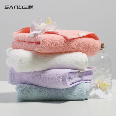 Cina Set di asciugamani in cotone 100% lussuoso e altamente assorbente per tutte le età di Sanli Towel in vendita