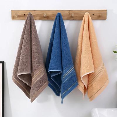 中国 厚く刺さったタオル 35*75cm 成人用吸着用家用タオル 純綿32 販売のため