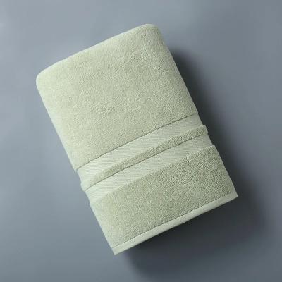 Cina Set di asciugamani ipoallergenici a colori personalizzati 100% cotone più spesso più assorbente morbido in vendita