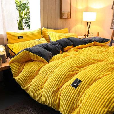 Cina Set di biancheria da letto singola 4 pcs copertura di copriletto di flannel cuscino piatto di foglio custodia sostenibile Queen King Size in vendita