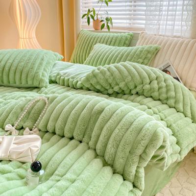 Cina Alza il tuo gioco di biancheria da letto con il set di coperte per coperte di pellicce di coniglio caldo in vendita