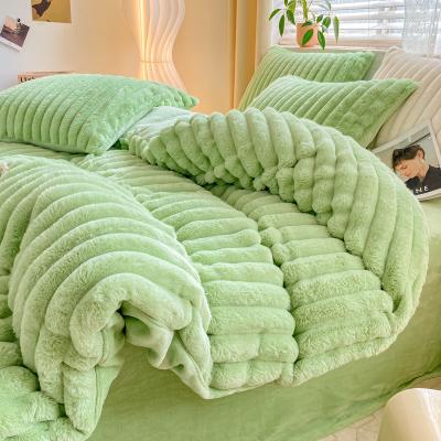Cina Alza il tuo gioco di biancheria da letto con il set di coperte per coperte di pellicce di coniglio caldo in vendita