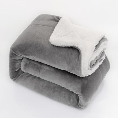 Cina Tricotto morbido 130*110cm copertura di poliestere reversibile Microplush colore personalizzato Plush throw in vendita
