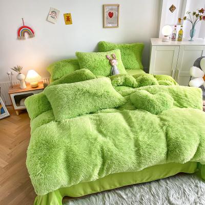 Cina 2023 Shaggy Warm Mink Velvet Crystal Bedding Solid Duvet Cover per 1,5m 5 piedi Letto 4 Pcs in vendita