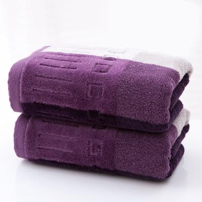 Cina Vivi il lusso del cotone puro con questo set di asciugamani di bagno sostenibile in vendita
