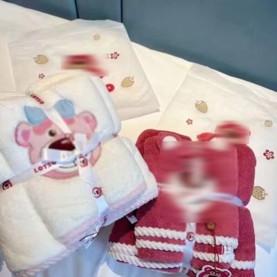 中国 ポリエステル/綿 2PCS 厚い浴巾セット ビーチセット 浴巾 結婚祝いプレゼント 販売のため
