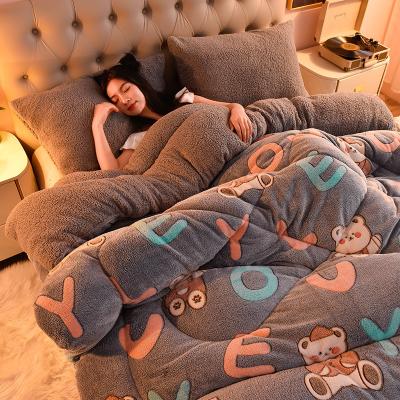 Cina Set di biancheria da letto a misura personalizzata con copriletto di velluto di agnello caldo addensato e logo personalizzato in vendita