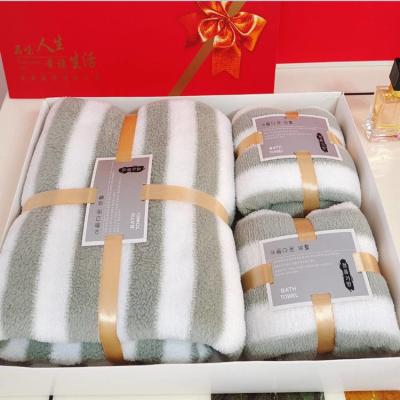 Cina Set 3 in 1 di asciugamani per bagno da designer come mostrato in vendita