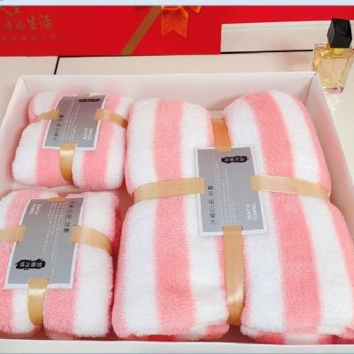 Cina Set 3 in 1 di asciugamani per bagno da designer come mostrato in vendita