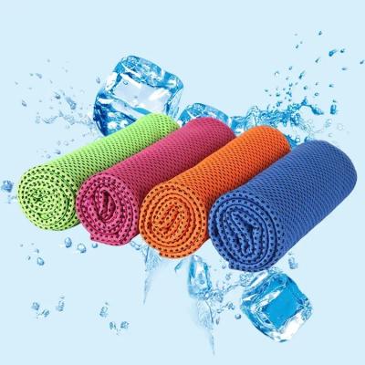 Cina Asciugatura e raffreddamento rapidi asciugamani di raffreddamento personalizzati per sport di palestra in tessuto di poliestere in vendita