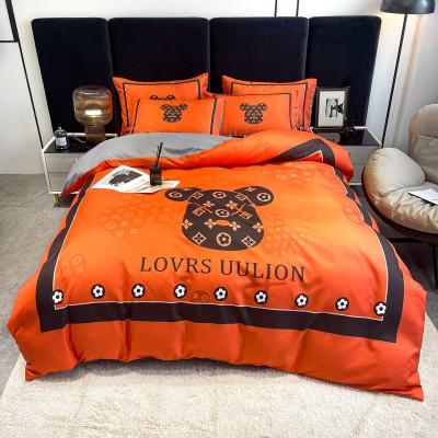 Cina 50 Conteggio tessuto cotone spazzolato 4 in 1 Set biancheria da letto bianca taglia re copertura di copriletto lenzuola in vendita