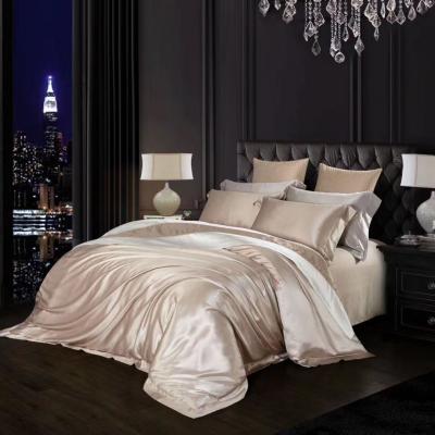 Cina 100% Pure Comforter Set Lettiera Luxury Silk Duvet Set per lo stile europeo e americano in vendita