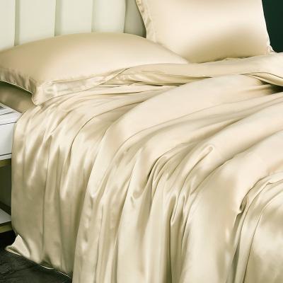 Cina 100% 6A Puro Seta Comforter Set Letto di lusso Set Letto di seta con logo personalizzato in vendita