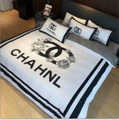Cina 60 Conteggio di tessuti Ultra Soft 2023 Lavatorio Silk Comforter Cover biancheria da letto Set per biancheria da letto in vendita