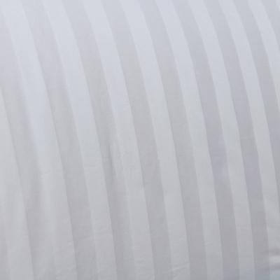 Cina 133*60 Densità di tessuto 4pcs Set di biancheria da letto per 2,5m Dimensioni di applicazione Set di copriletto di cotone in vendita