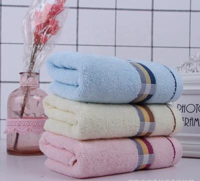 Cina Asciugamani di cotone assorbibili personalizzabili per tutte le età in case e alberghi Logo personalizzato in vendita