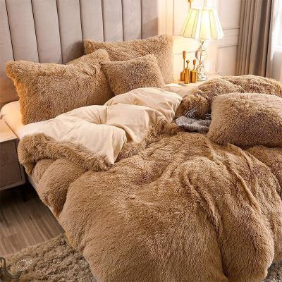 Cina Strumenti da letto di cristallo velluto piumaggio pelosa set di quattro pezzi comodino con 100% di fibra di poliestere in vendita