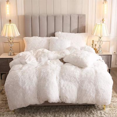Cina Strumenti da letto di cristallo velluto piumaggio pelosa set di quattro pezzi comodino con 100% di fibra di poliestere in vendita