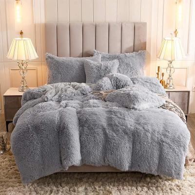 Cina Strumenti da letto di cristallo velluto piumaggio pelosa set di quattro pezzi comodino con 100% di fibra di poliestere in vendita