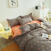 China Plain Style 4 Piece Polyester Quilt Bedding Set with Customization Options for sale