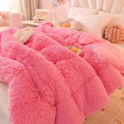 Cina Super Soft Plush Quilt con velluto artificiale e 100% di poliestere riempendo biancheria da letto rosa in vendita