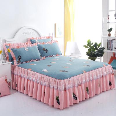 Cina Piante floreali moderne copertura da letto stampata pizzo montato gonne da letto lenzuola 3pcs set di biancheria da letto in vendita