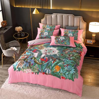 Cina 2023 Set di coperte di seta lavata con colore personalizzato e standard nazionali in vendita