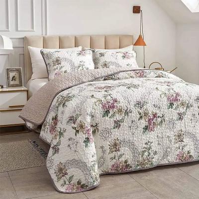 Cina Vivi il massimo comfort con questo set di tre comodini di lusso personalizzabile in vendita