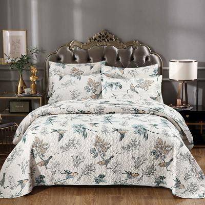 Cina Vivi il massimo comfort con questo set di tre comodini di lusso personalizzabile in vendita