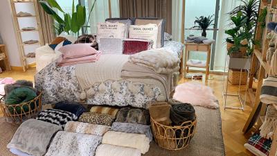 Cina Elegante super morbido tinto velluto polare moderno colore massiccio lanciare copertura per biancheria da letto in vendita