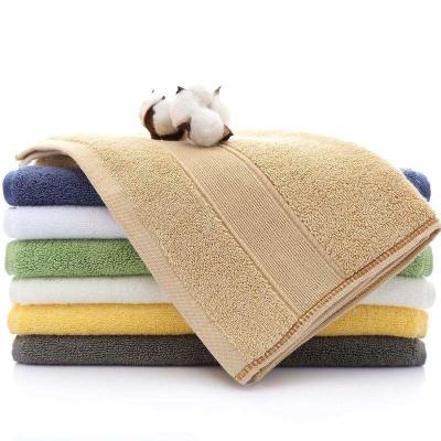 Cina Vivi un comfort senza eguali con il nostro set di asciugamani morbidi e assorbiti in cotone al 100%. in vendita