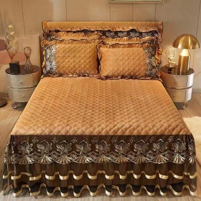 Cina 4 pezzi di lenzuola piana cuscinetto copriletto di letto set di biancheria da letto ricamata di lusso per hotel in vendita