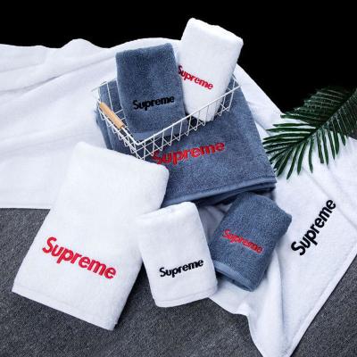 China Custom Logo Microfiber Soft Sports Sweat Towels voor Fitness Workout in Monsters Te koop