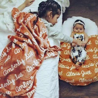 China Antimicrobiële gepersonaliseerde naam Strand handdoek Perfect voor buiten verjaardag vakantie cadeau Te koop