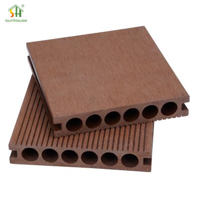 China 140x29mm WPC Composite Decking Flooring Outdoor For Apartment Complex Outdoor Spaces for sale
