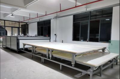 China Horizontal Electric Heating Glass Laminating Oven With Over Temperature Protection for sale