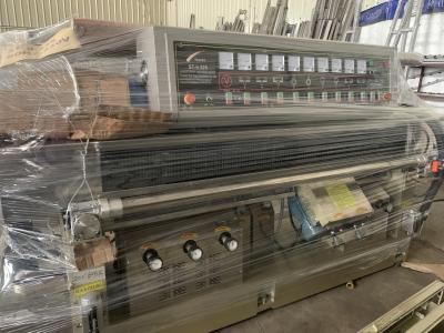 China Fully Automatic Glass Straight Edging Machine , Flat Glass Processing Equipment 2800kg for sale