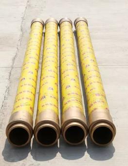 China Reinforced Concrete Pump 4'' Rubber Hose 85 - 200 Bar Working Pressure for sale