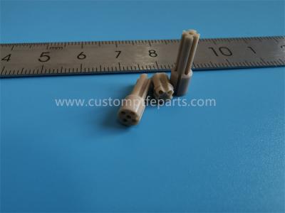 中国 4つのピンによってはソケットの集りのタイプ円コネクターを蒸気を発する抵抗力があるがかいま見る 販売のため