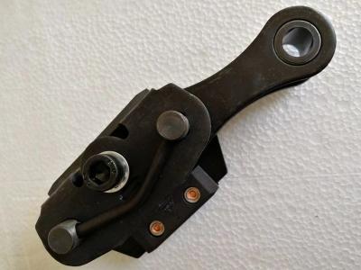 Cina Monforts LK LH Stenter Chain Link Acciaio manganese per stenter in vendita