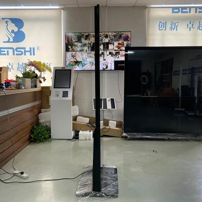 Cina Display pubblicitario a schermo LCD a touch in vendita