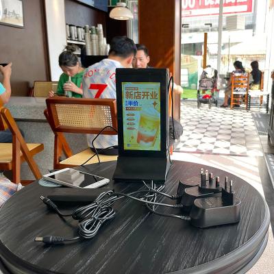 Cina Display pubblicitario LCD Android per interni Smart Touch Screen Table per caffè / casa / hotel in vendita
