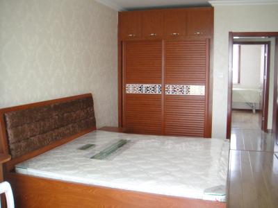 China Plywood Modern Home Furniture Wardrobe With Desk , Modern Bedroom Furniture Sets for sale