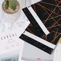 China Personalized Plastic Poly Mailers For Custom Packaging Subscription Boxes for sale