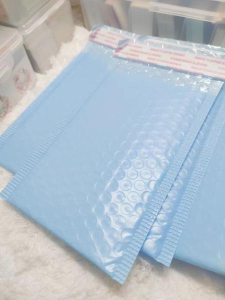 Quality 140gsm Poly Bubble Bags Poly Mailer Envelopes Self Sealing For Packaging for sale