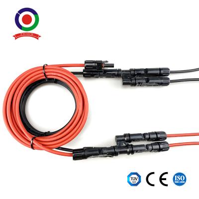 中国 黒くおよび赤い紫外線抵抗4mm2 6mm2 Pvのコネクターの太陽電池パネルの延長ケーブル 販売のため