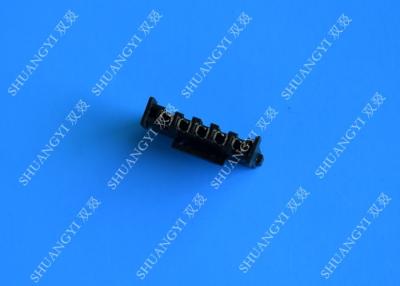 中国 コンピュータ15 Pin SATAの電源コネクタの絶縁抵抗1000のMohms 販売のため